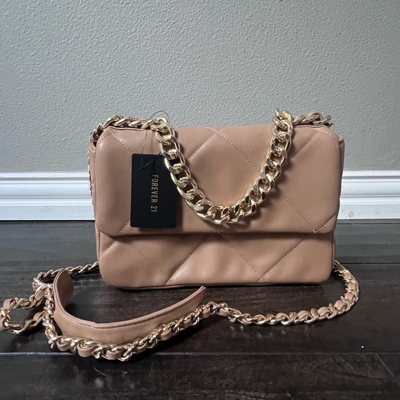 Forever 21 | Bags | Quilted Chain Strap Crossbody Purse | Poshmark